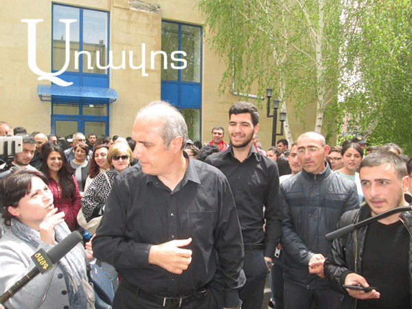 Tense situation in Shirak State University: demonstrators demand ...