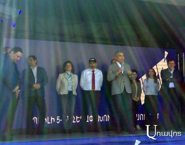nikol-pashinyan-aram-sargsyan-qajaran